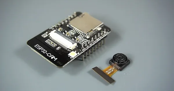 ESP32-CAM-camera-600x315w.webp