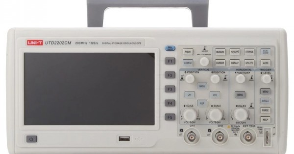UNI-T UTD2202CM Digital Oscilloscope (Dual Channel, 200MHz Bandwidth)