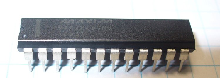 MAX7221 Serially interfaced LED Display Driver